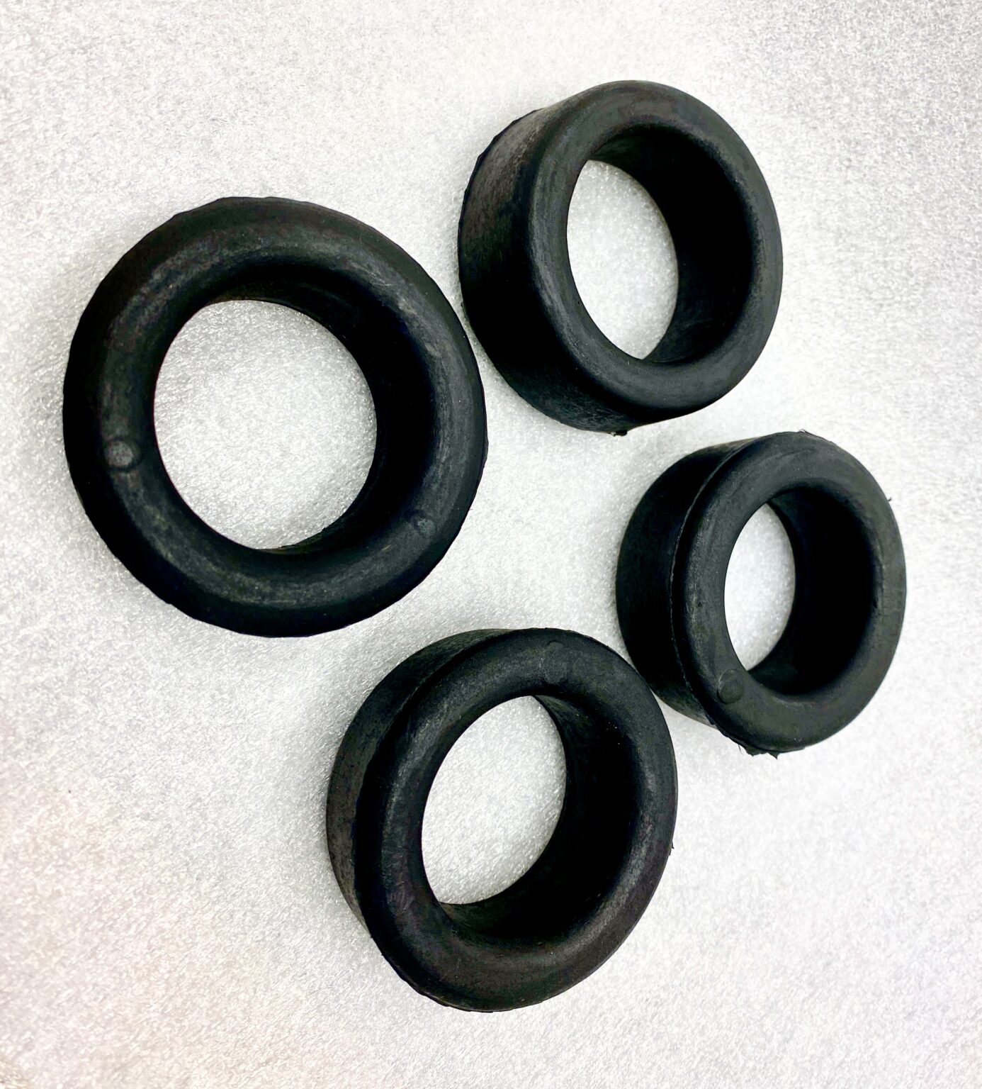 Adjustable offset spring plates for 1955-67 Volkswagen bus - Wagenswest